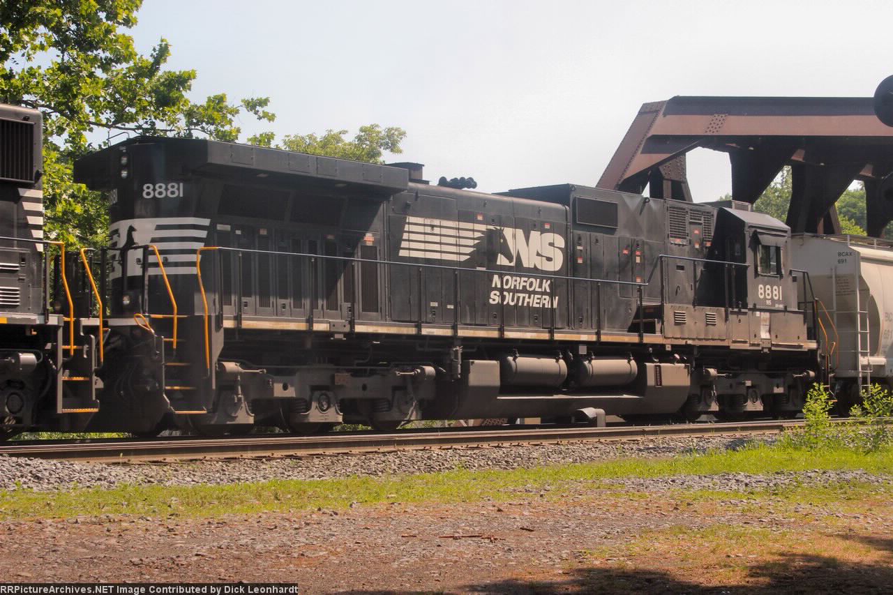 NS 8881